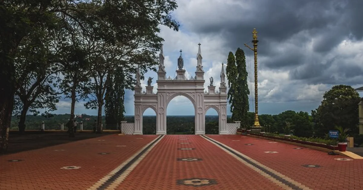 Explore Inspiring Arch Pic Examples For Your Design Portfolio